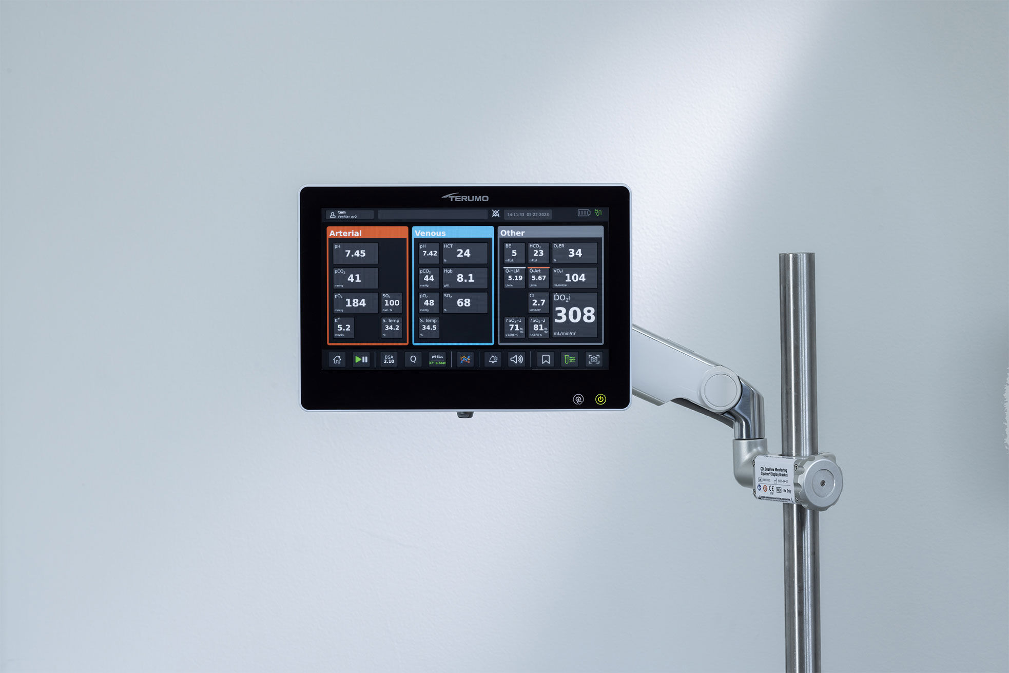 CDI OneView ™ Monitoring System : Perfusion Products : Products ...